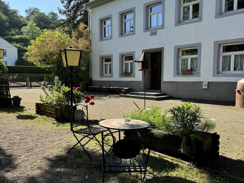 150 M² Apartment ∙ 3 Bedrooms ∙ 6 Guests - Vianden