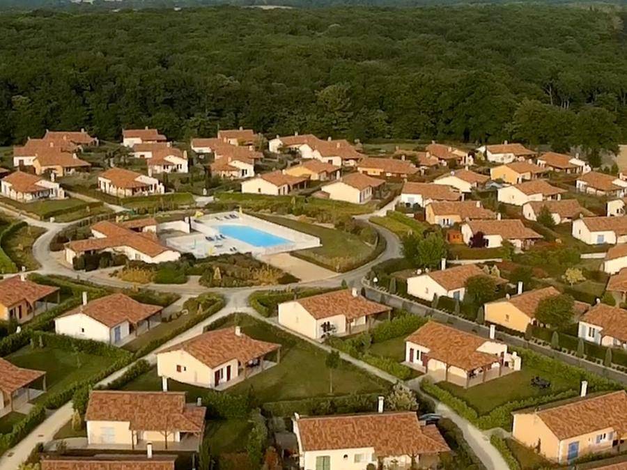 100 M² Villa ∙ 1 Chambre ∙ 6 Personnes - Lusignan