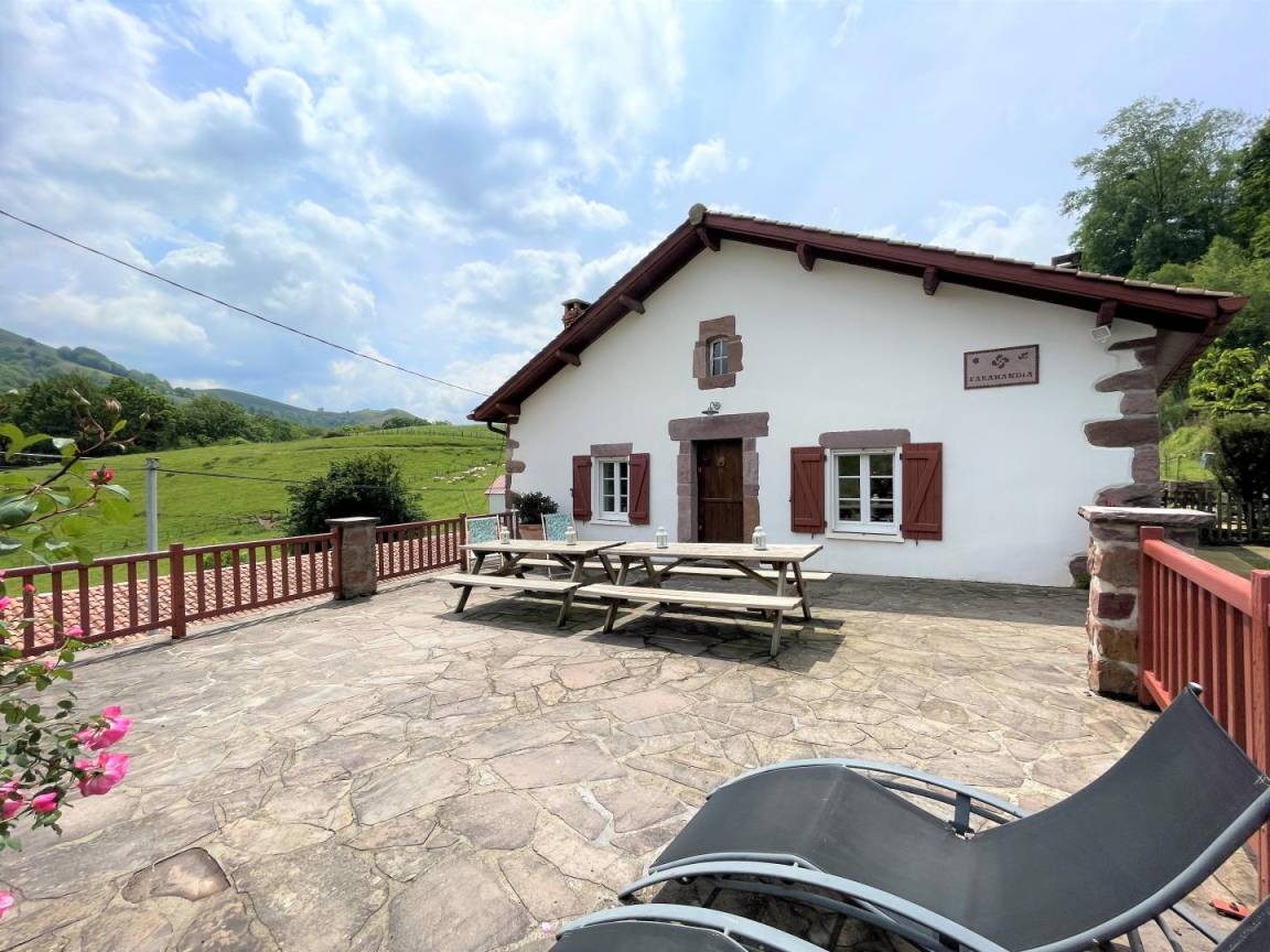 210 M² Gîte ∙ 5 Slaapkamers ∙ 15 Gasten - Pyrénées-Atlantiques
