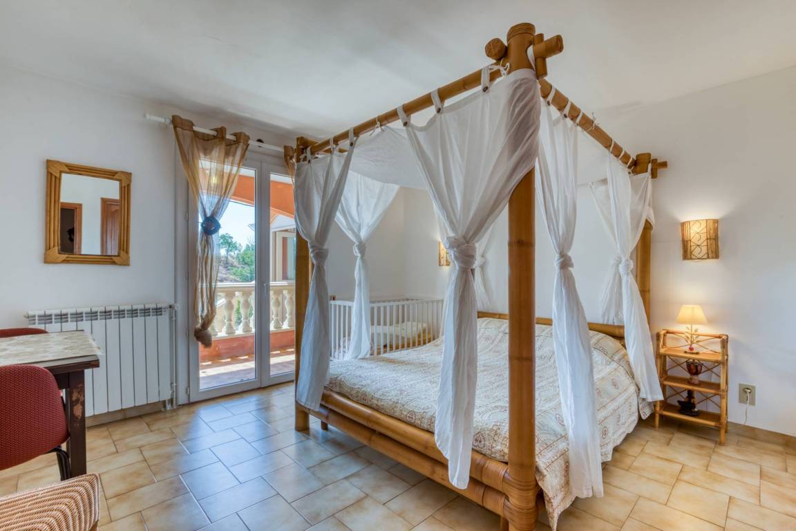 30 M² Chambre Privée ∙ 1 Chambre ∙ 2 Personnes - Clermont-l'Hérault