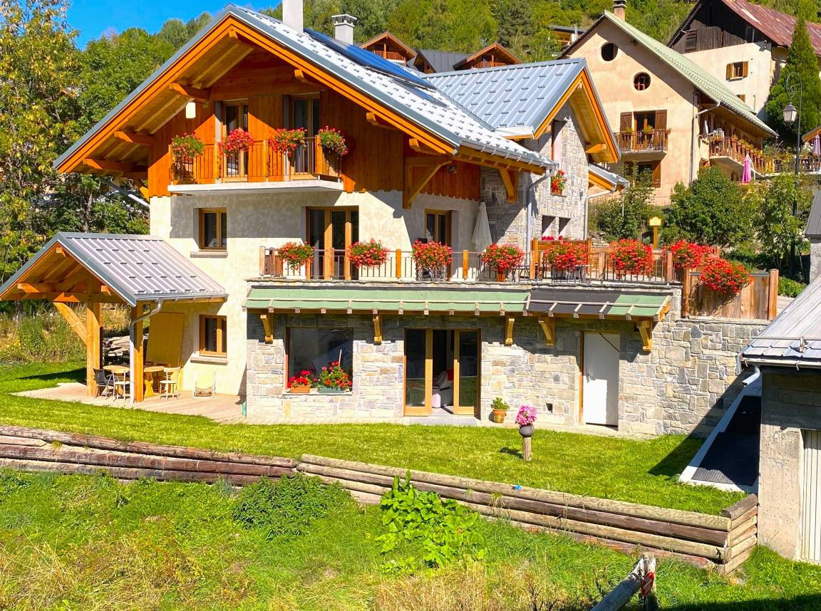 120 M² Chalet ∙ 4 Camere Da Letto ∙ 10 Ospiti - Saint-Michel-de-Maurienne