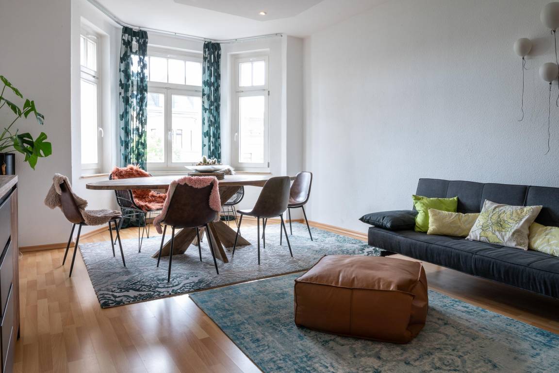 72 M² Apartment ∙ 2 Bedrooms ∙ 5 Guests - Chemnitz