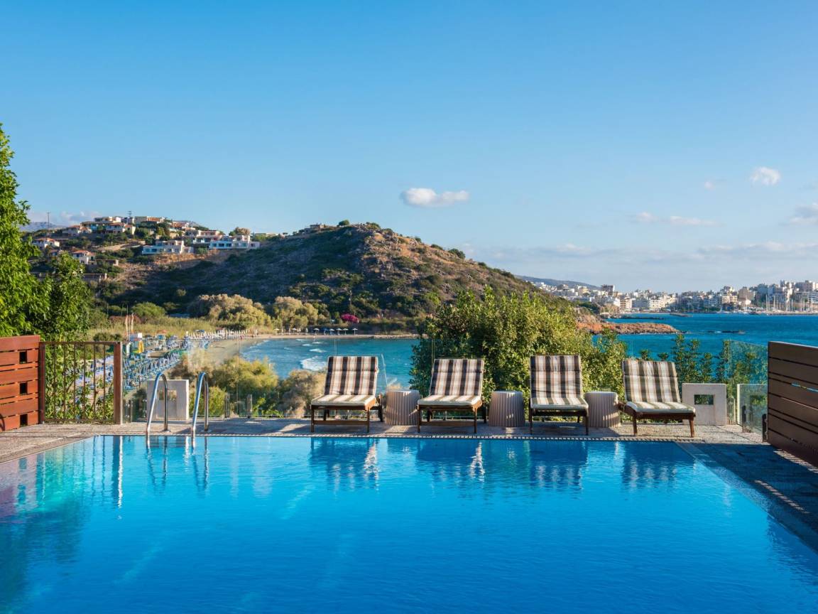 220 M² House ∙ 4 Bedrooms ∙ 7 Guests - Agios Nikolaos