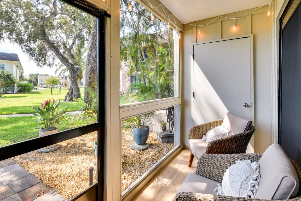 79 M² Apartment ∙ 2 Bedrooms ∙ 6 Guests - New Smyrna Beach, FL