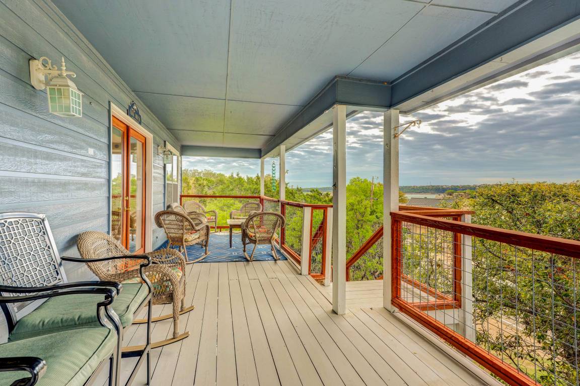 189 M² House ∙ 3 Bedrooms ∙ 8 Guests - Canyon Lake, TX