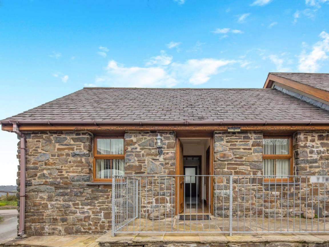Cottage ∙ 2 Bedrooms ∙ 3 Guests - Aberystwyth