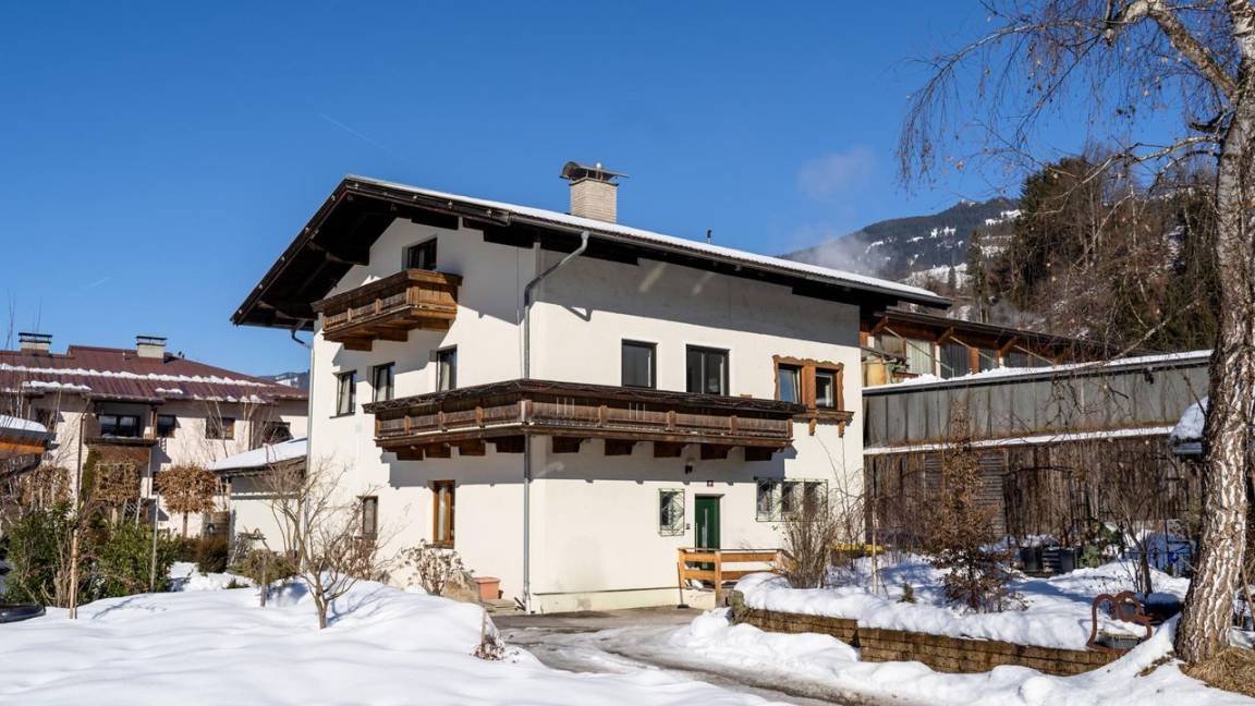 350 M² Ferienhaus ∙ 7 Schlafzimmer ∙ 24 Gäste - Söll