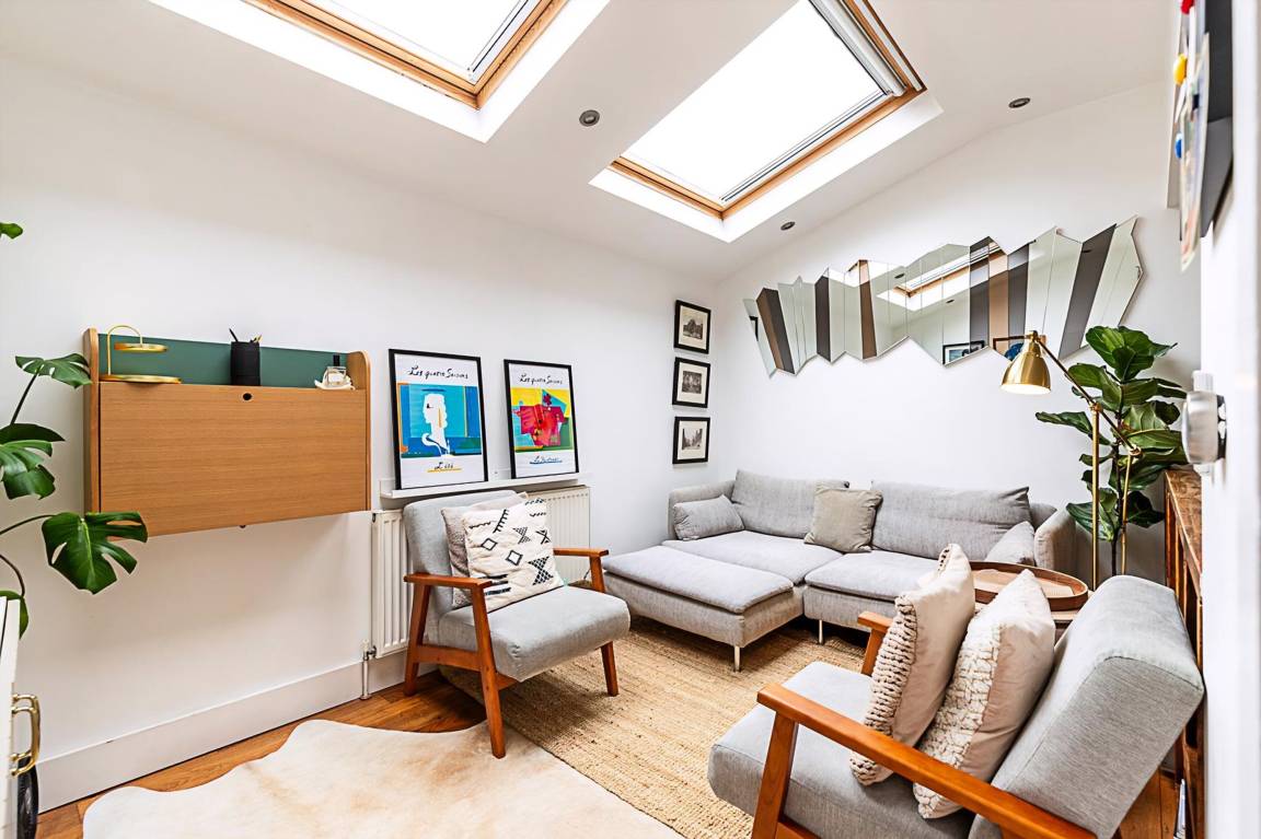 Apartment ∙ 2 Bedrooms ∙ 4 Guests - London
