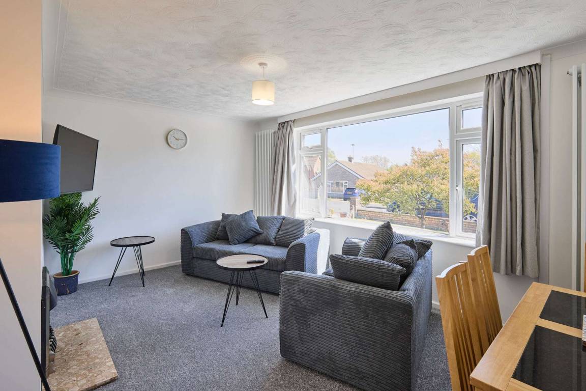 Studio Flat ∙ 2 Bedrooms ∙ 4 Guests - Suffolk
