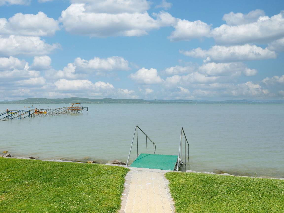 Apartment ∙ 1 Bedroom ∙ 4 Guests - Balatonboglár
