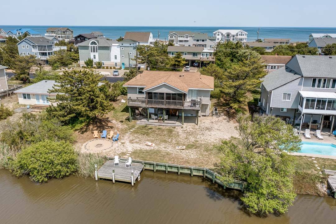 House ∙ 4 Bedrooms ∙ 10 Guests - Sandbridge Beach, VA