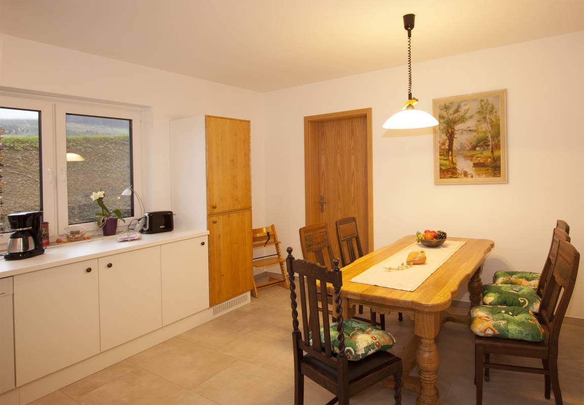 85 M² Ferienwohnung ∙ 2 Schlafzimmer ∙ 6 Gäste - Schmallenberg