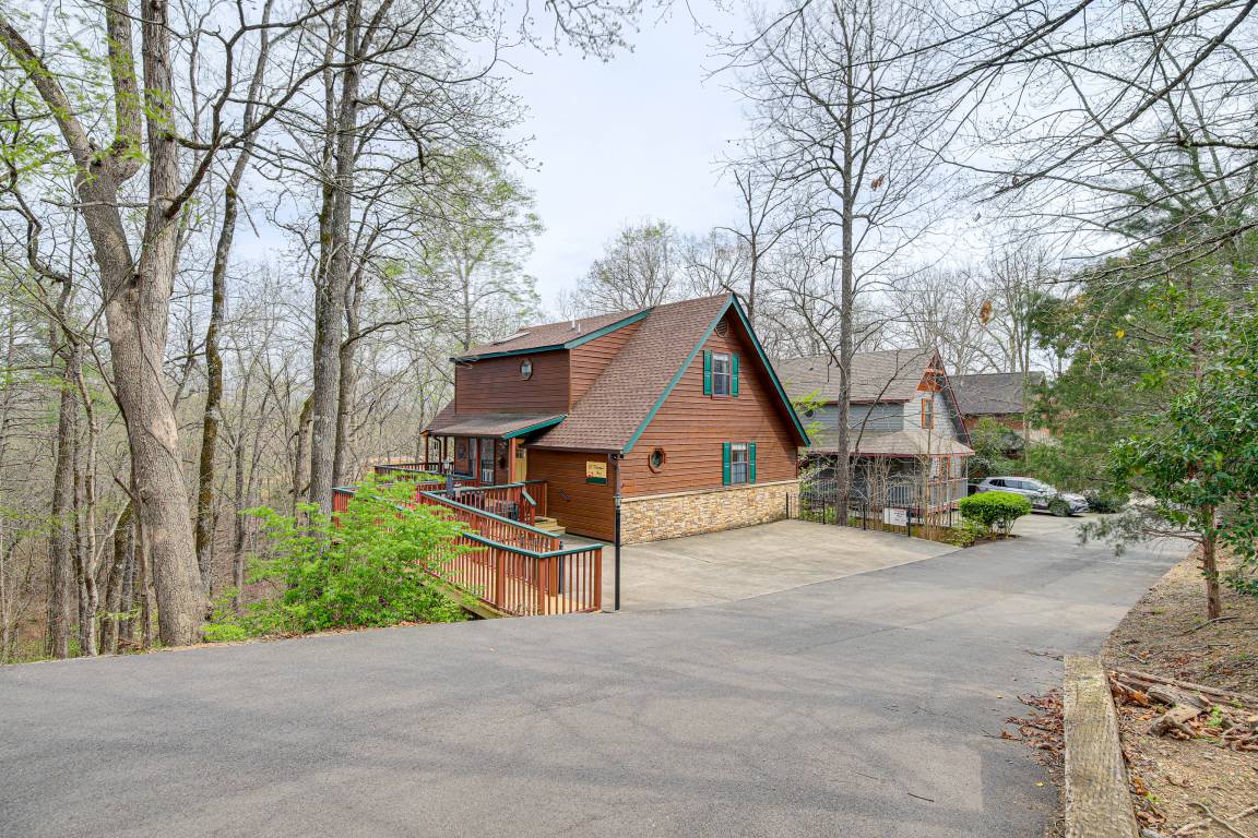 185 M² House ∙ 3 Bedrooms ∙ 12 Guests - Pigeon Forge, TN