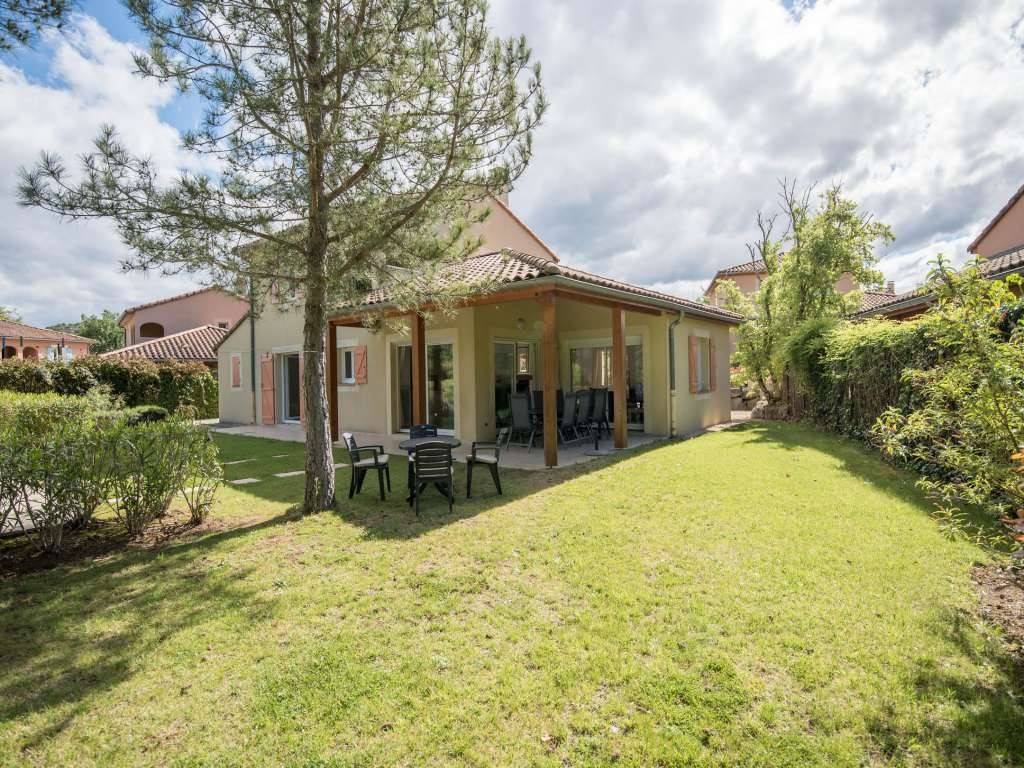300 M² Villa ∙ 5 Bedrooms ∙ 10 Guests - Vallon-Pont-d'Arc