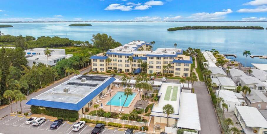 105 M² Condo ∙ 2 Bedrooms ∙ 4 Guests - Longboat Key, FL