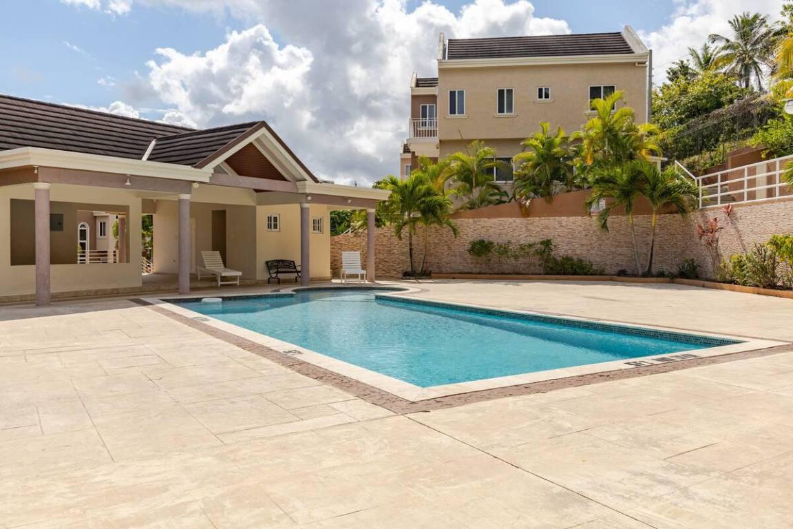 95 M² Apartment ∙ 2 Bedrooms ∙ 4 Guests - Ocho Rios