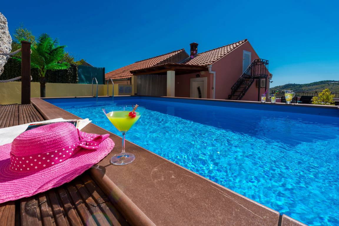 170 M² Villa ∙ 3 Bedrooms ∙ 8 Guests - Mljet