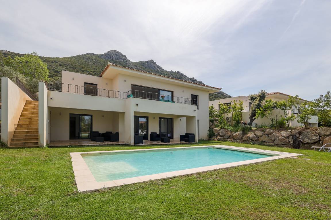 270 M² Villa ∙ 5 Schlafzimmer ∙ 10 Gäste - Département Haute-Corse