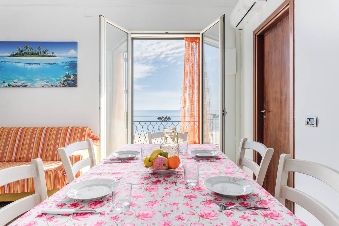 160 M² House ∙ 3 Bedrooms ∙ 8 Guests - Palermo