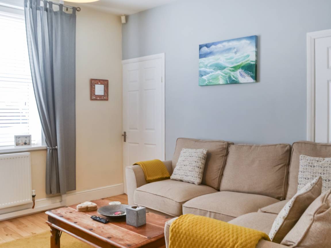 Cottage ∙ 2 Bedrooms ∙ 4 Guests - Newbiggin-by-the-Sea
