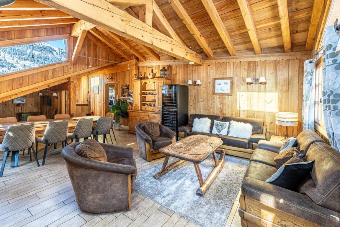 250 M² Chalet ∙ 5 Habitaciones ∙ 10 Huéspedes - Méribel