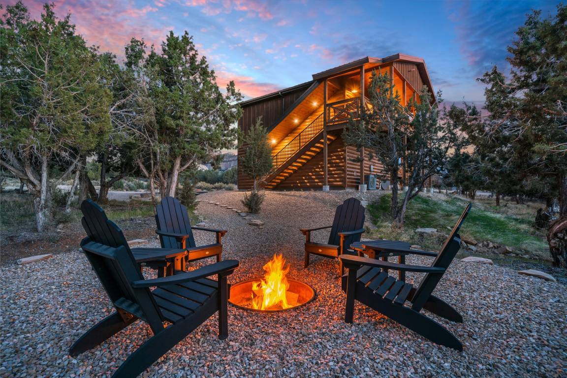 70 M² Cabin ∙ 2 Bedrooms ∙ 4 Guests - Utah