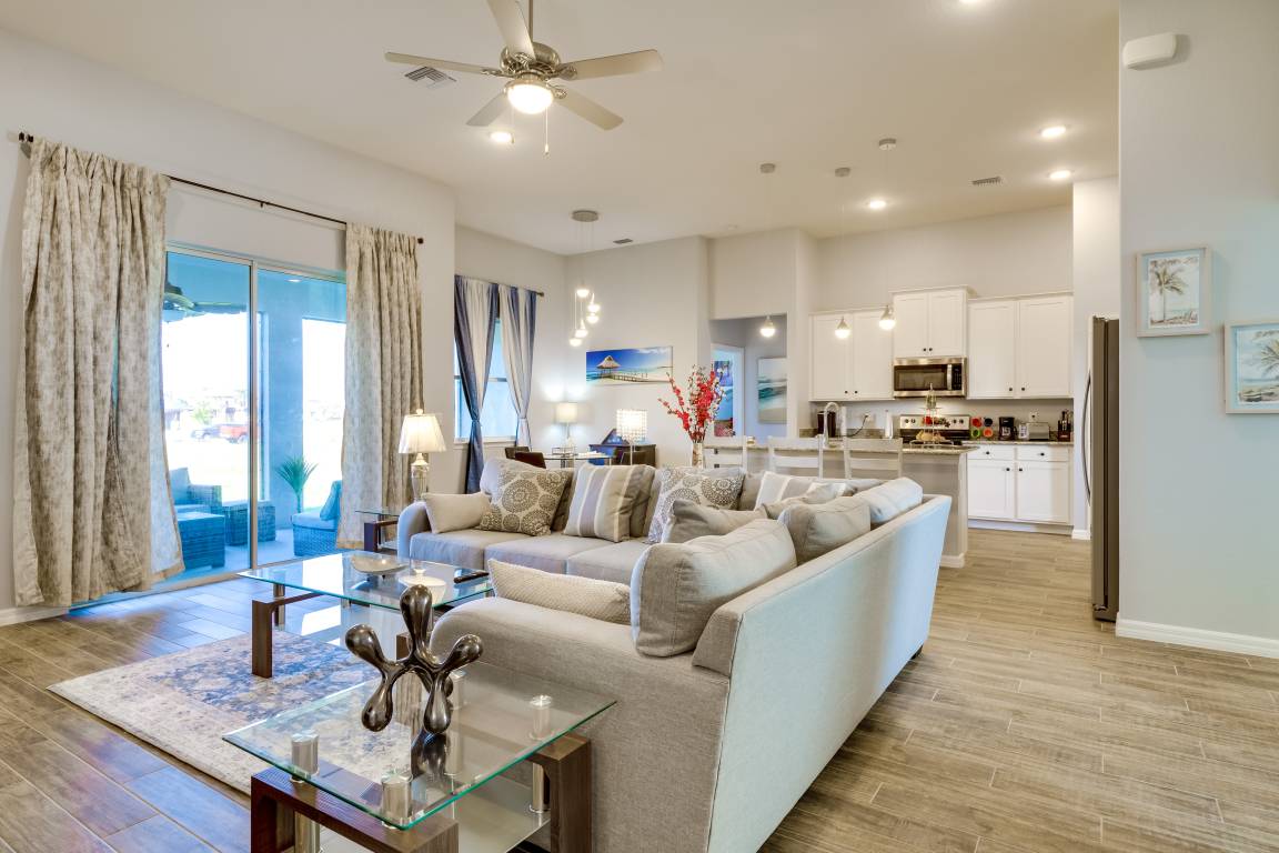 217 M² House ∙ 4 Bedrooms ∙ 8 Guests - Cape Coral, FL