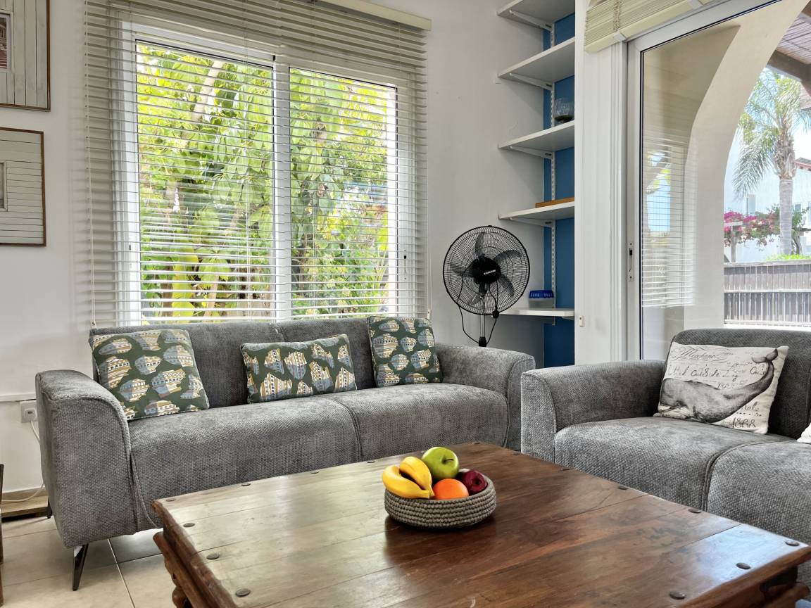 160 M² Villa ∙ 3 Bedrooms ∙ 6 Guests - Ayia Napa