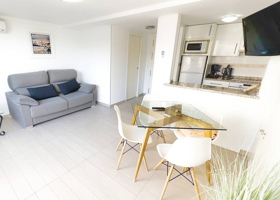 75 M² Apartment ∙ 2 Bedrooms ∙ 6 Guests - Marbella