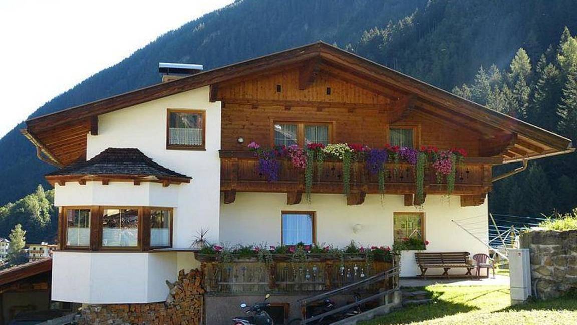 86 M² Apartment ∙ 3 Bedrooms ∙ 9 Guests - Neustift im Stubaital