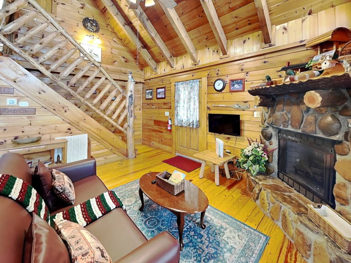 84 M² Cabin ∙ 2 Bedrooms ∙ 4 Guests - Tennessee