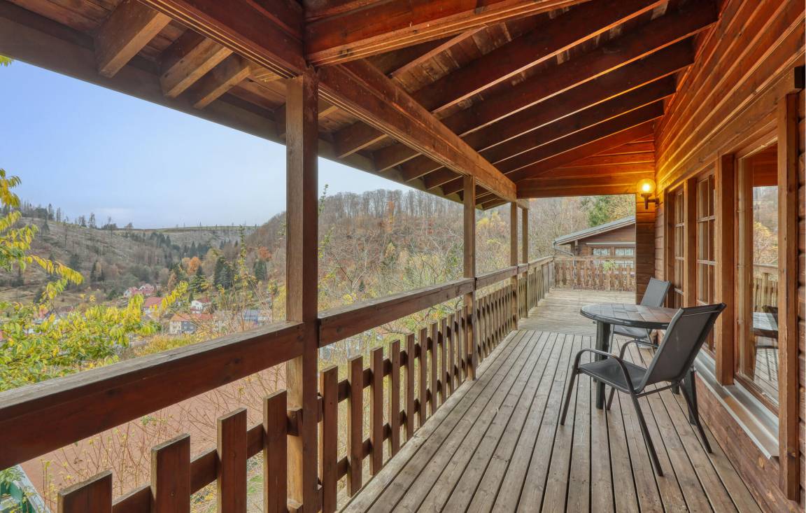 74 M² Ferienhaus ∙ 3 Schlafzimmer ∙ 6 Gäste - Masserberg