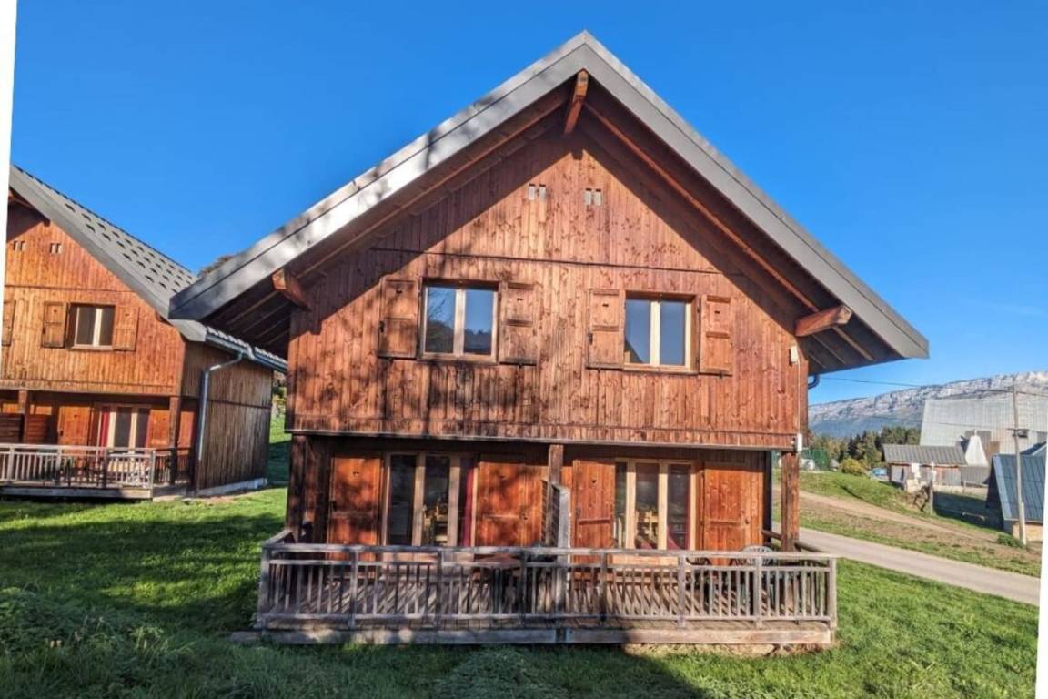 Chalet ∙ 2 Bedrooms ∙ 6 Guests - Chambéry