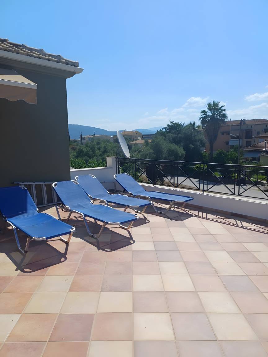 200 M² Apartment ∙ 3 Bedrooms ∙ 8 Guests - Lefkada