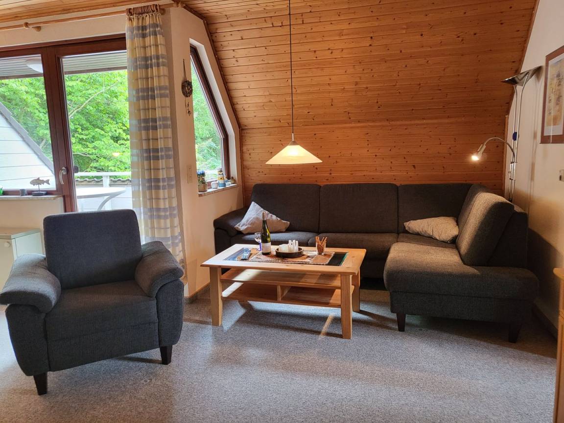 75 M² Ferienwohnung ∙ 2 Schlafzimmer ∙ 6 Gäste - Tating