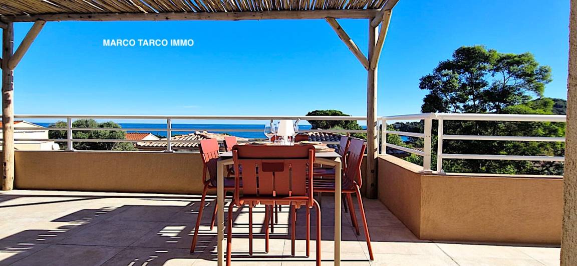 64 M² Appartement En Copropriété ∙ 2 Chambres ∙ 4 Personnes - Zonza