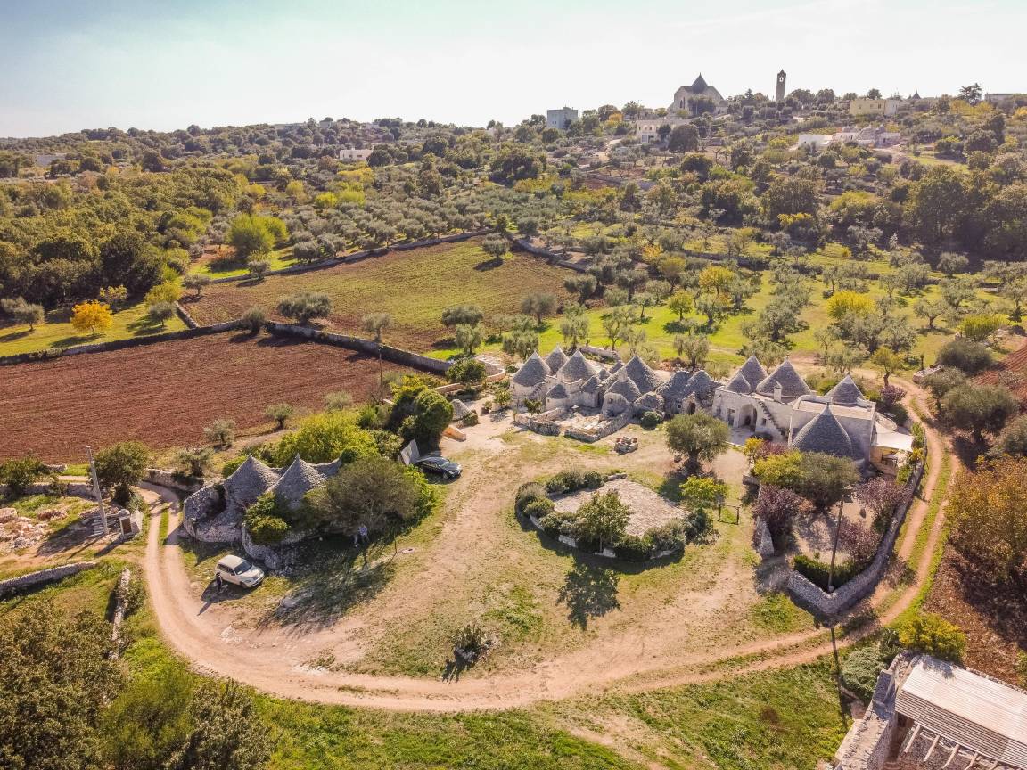 House ∙ 5 Bedrooms ∙ 13 Guests - Martina Franca