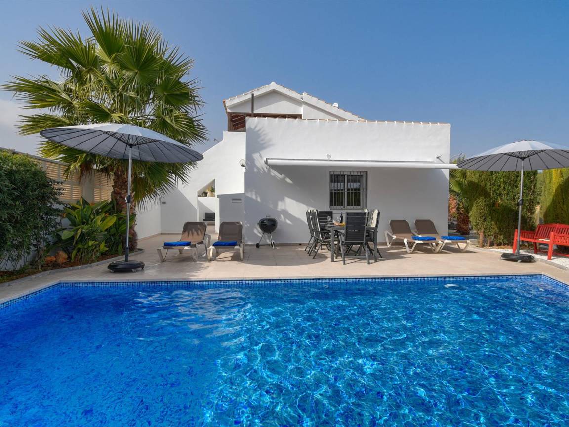 125 M² House ∙ 2 Bedrooms ∙ 4 Guests - Orba