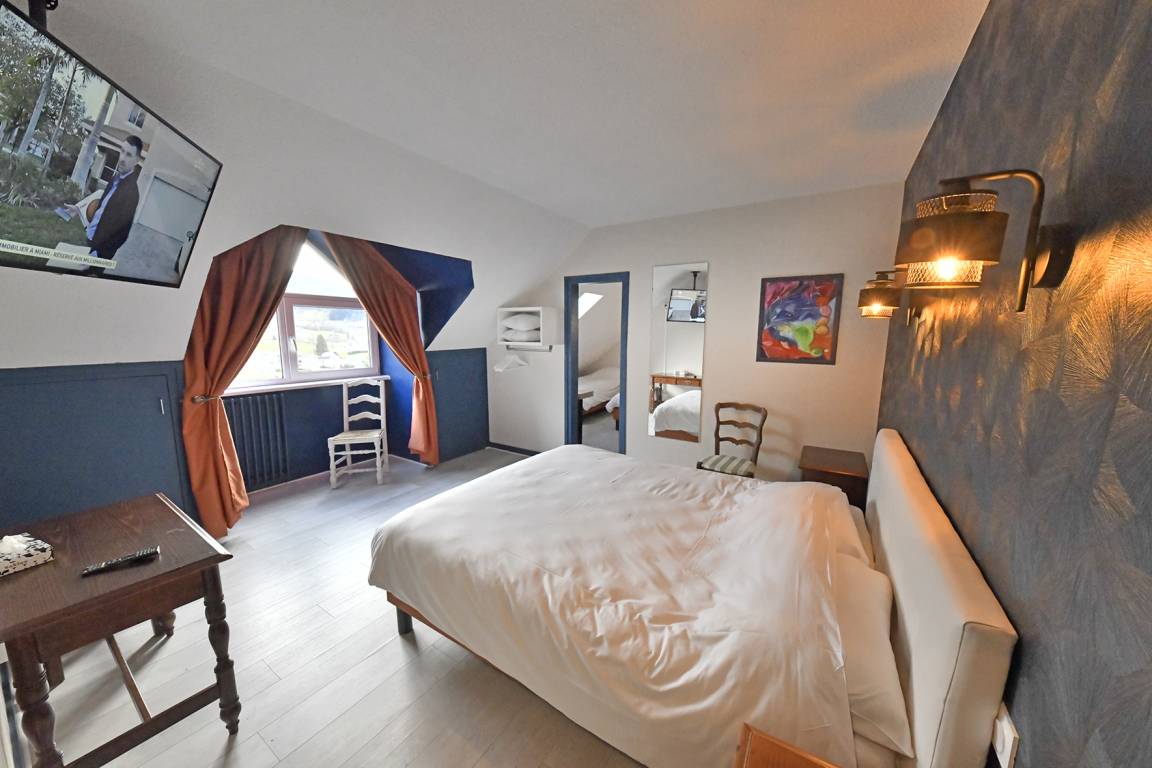 Gîte ∙ 24 Schlafzimmer ∙ 55 Gäste - Auvergne