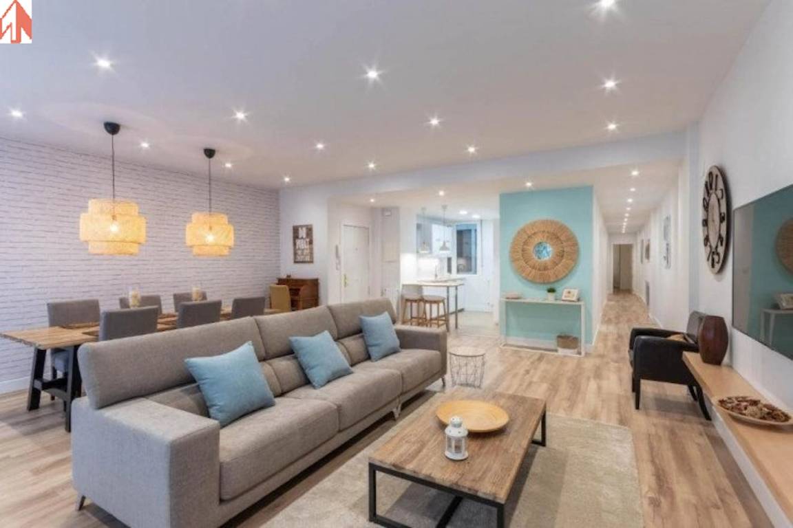 120 M² Appartement ∙ 3 Chambres ∙ 7 Personnes - Bilbao