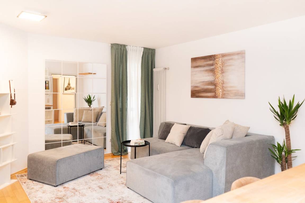 75 M² Apartment ∙ 2 Bedrooms ∙ 3 Guests - Munich