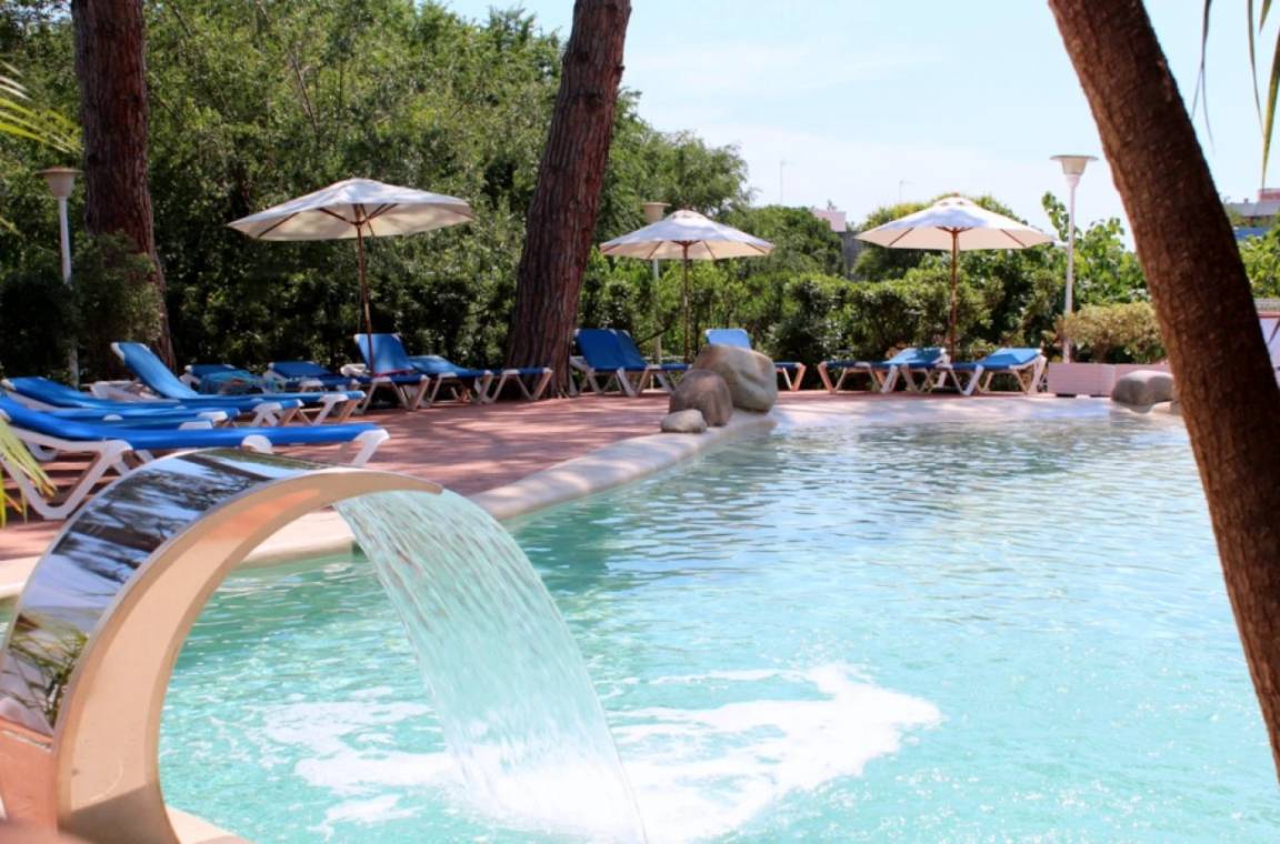 52 M² Camping ∙ 2 Bedrooms ∙ 5 Guests - Canet de Mar