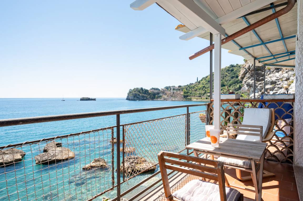 90 M² Apartment ∙ 1 Bedroom ∙ 4 Guests - Taormina