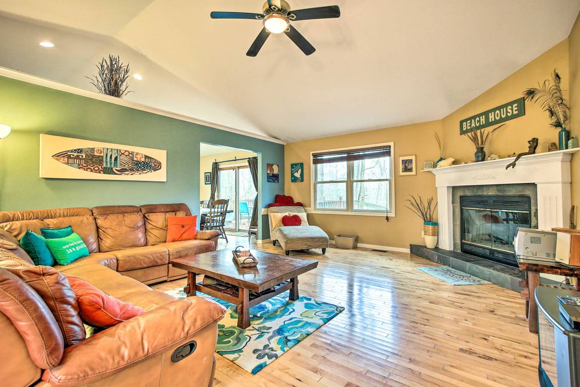 130 M² House ∙ 3 Bedrooms ∙ 6 Guests - Pentwater, MI