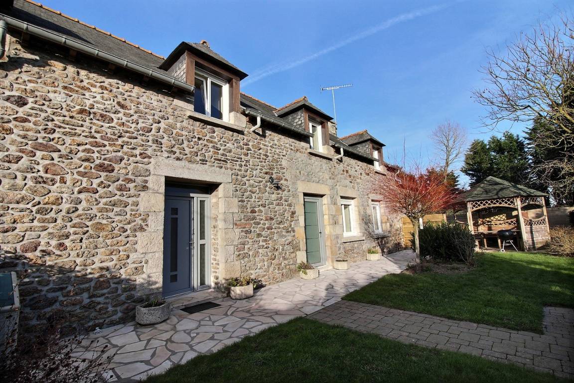 112 M² Gîte ∙ 3 Chambres ∙ 6 Personnes - Jugon-les-Lacs