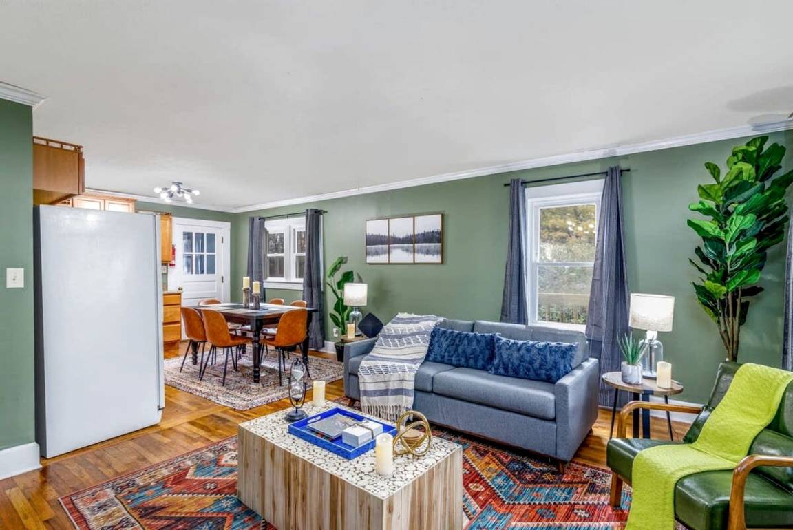 House ∙ 1 Bedroom ∙ 7 Guests - Fayetteville, WV