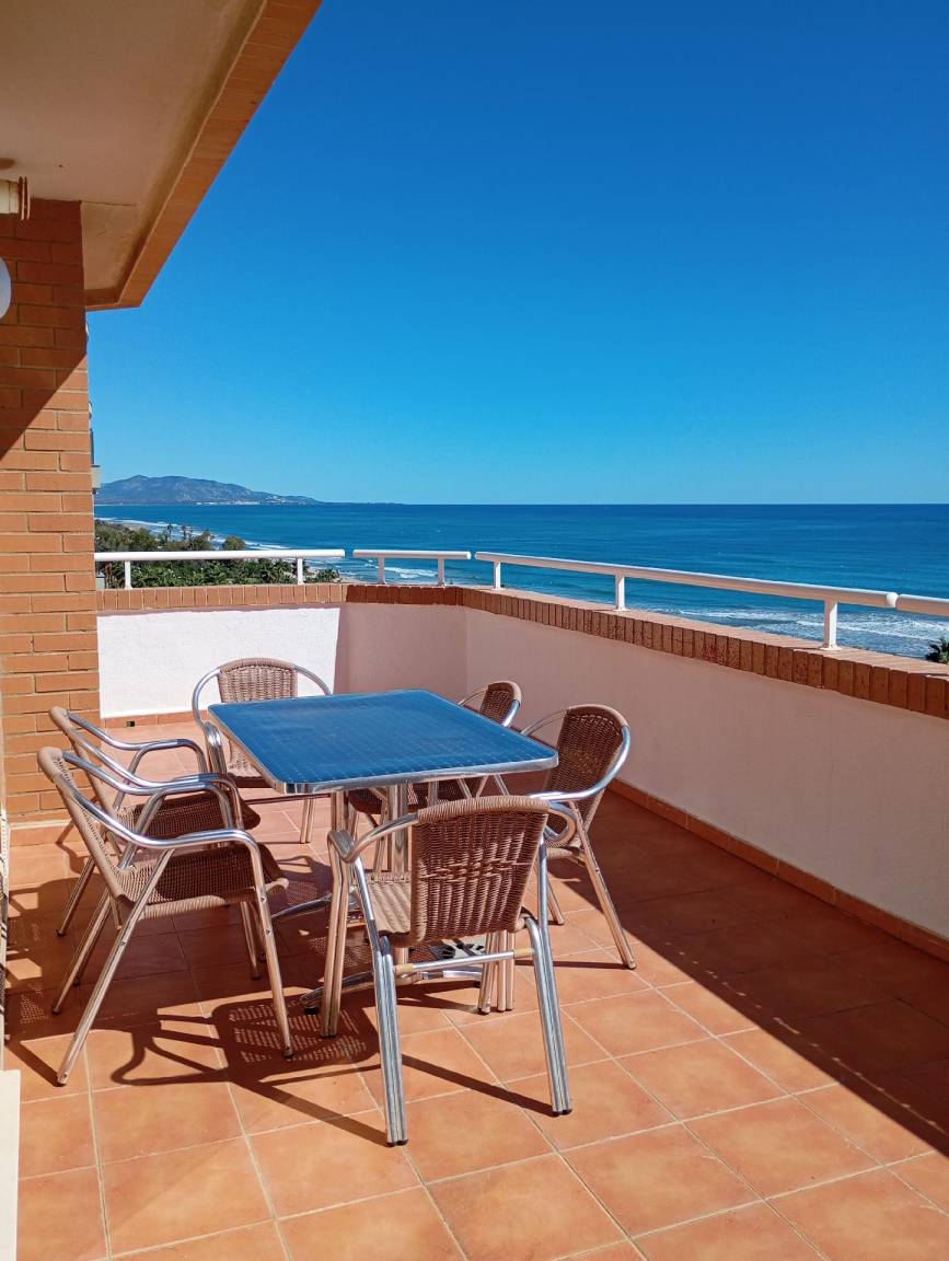 75 M² Apartment ∙ 3 Bedrooms ∙ 8 Guests - Benicàssim