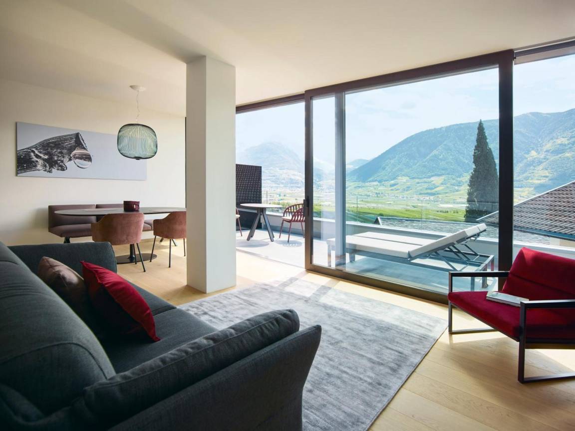 75 M² Ferienwohnung ∙ 1 Schlafzimmer ∙ 2 Gäste - Merano