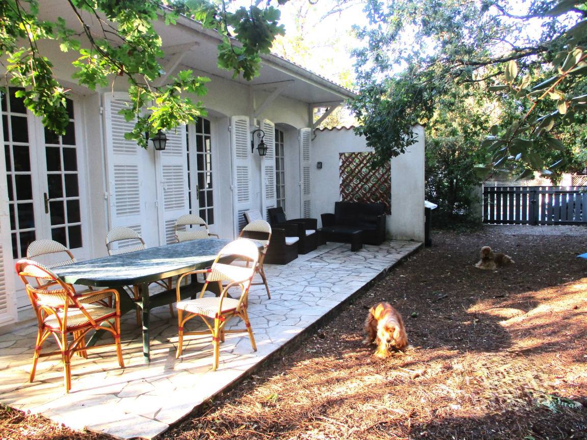 90 M² House ∙ 2 Bedrooms ∙ 7 Guests - Oléron