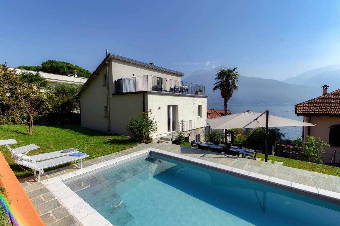 230 M² Apartment ∙ 4 Bedrooms ∙ 8 Guests - Bellano